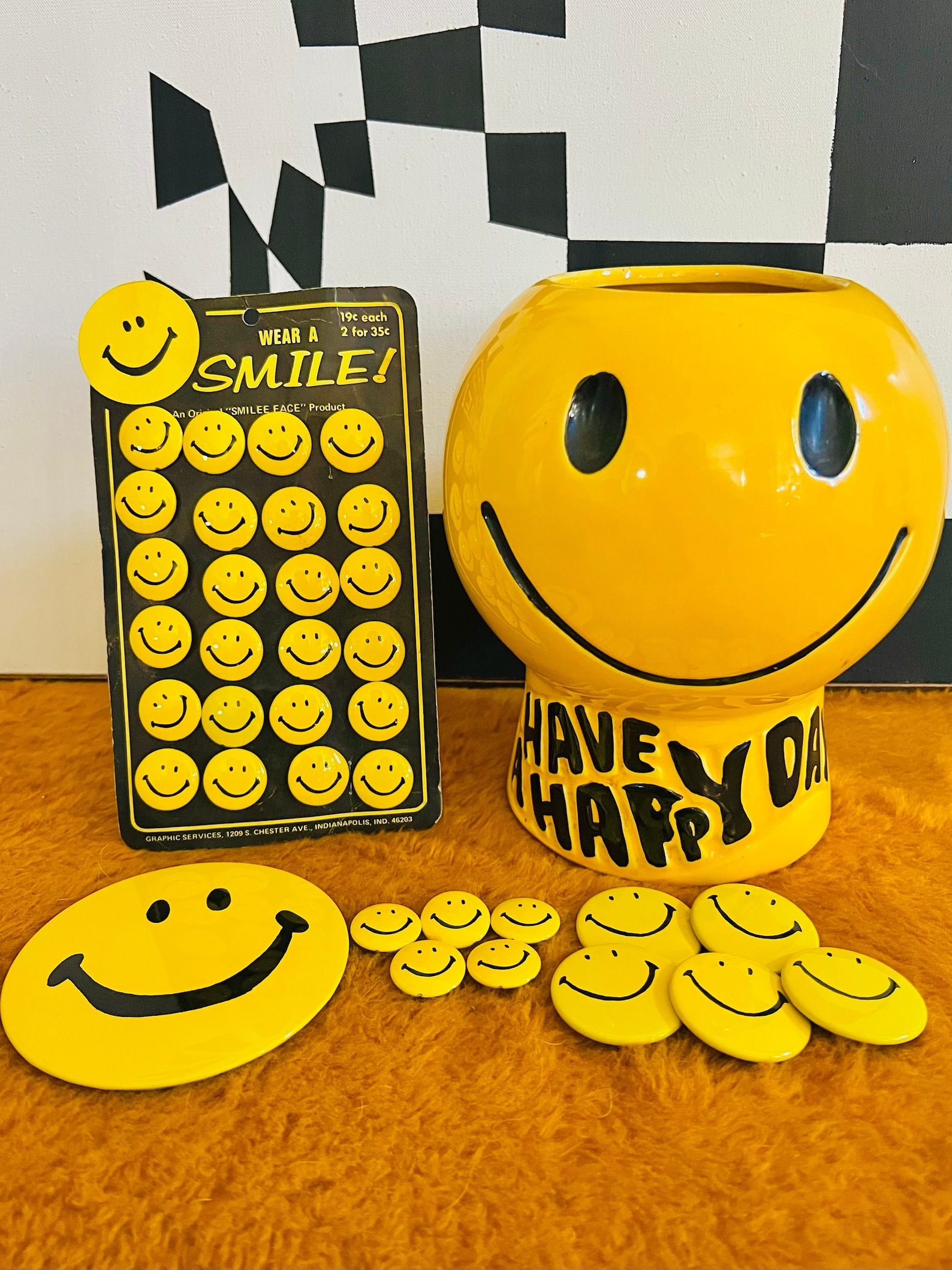 Vintage 1960s Smiley Face Pinbacks Lot of 5 // Retro 60s 70s - Etsy