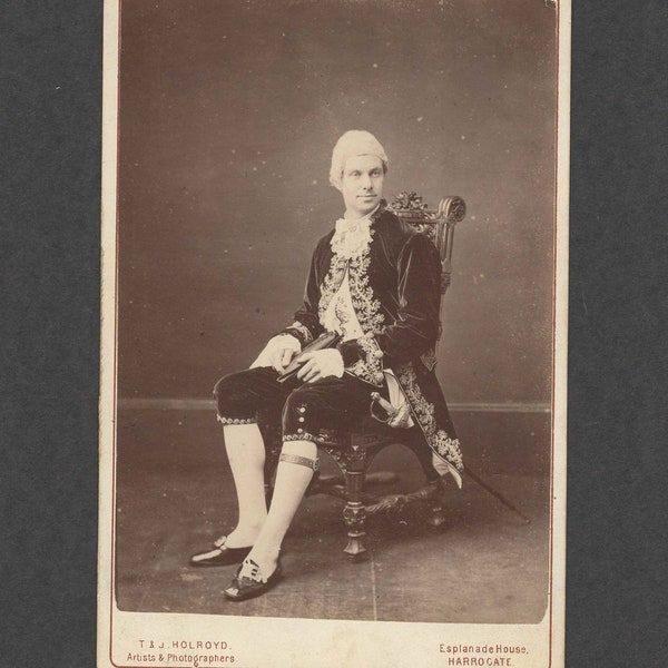 King George Costume - Etsy