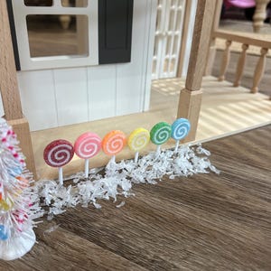 Minature Candyland Display ~ Miniature Lollipops ~ Dollhouse Candy ...
