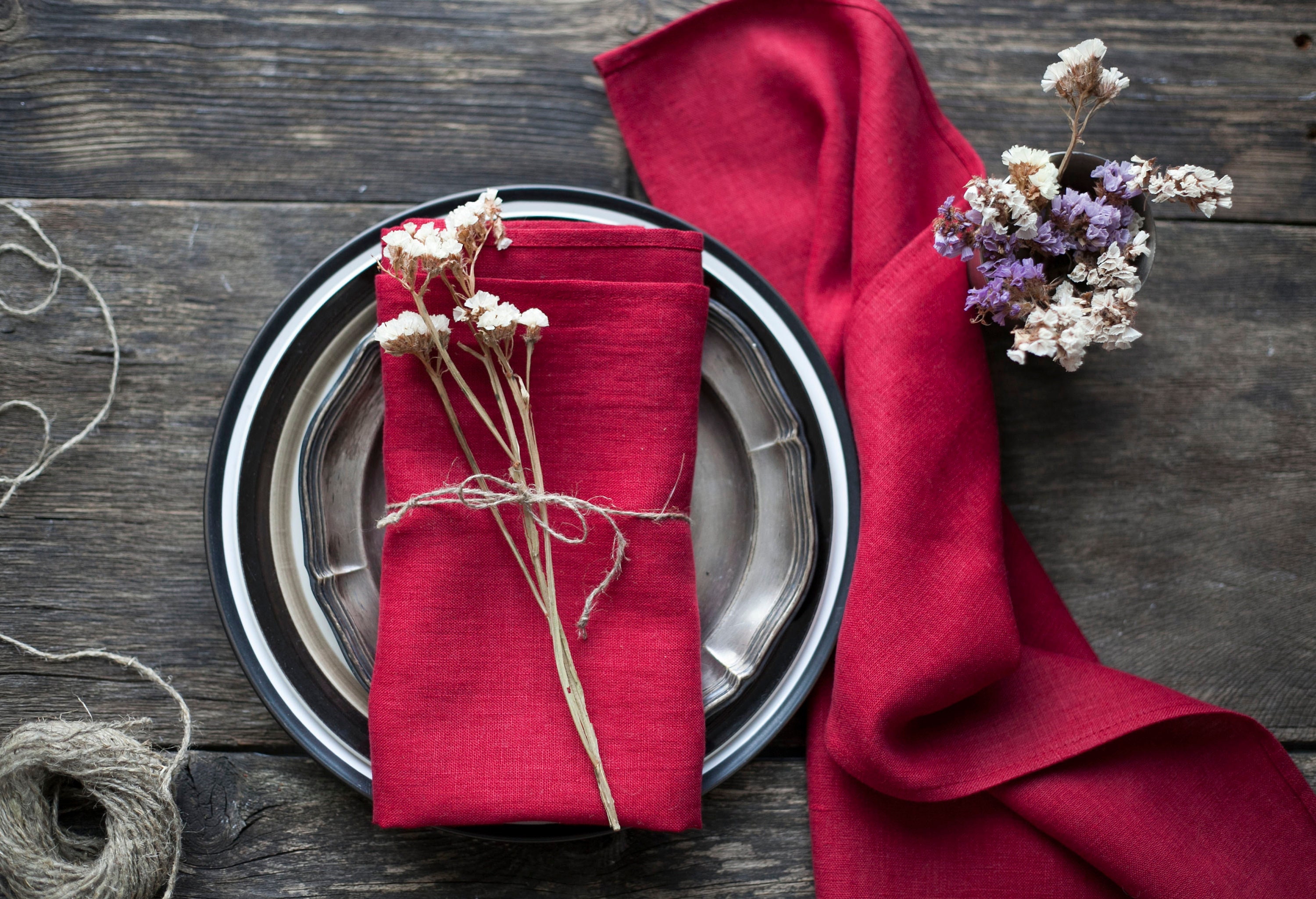 Red cloth napkin store