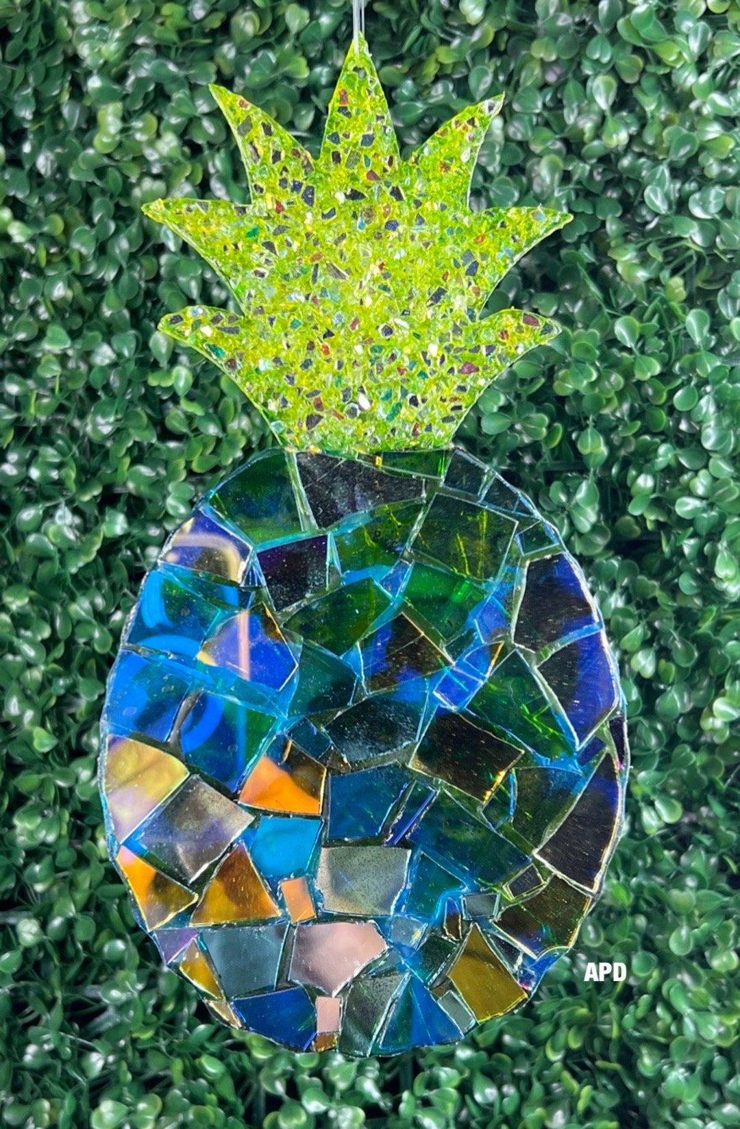 Lg Pineapple Suncatcher..apd.. Garden Decoration.. Whirlygigs.. Wind ...