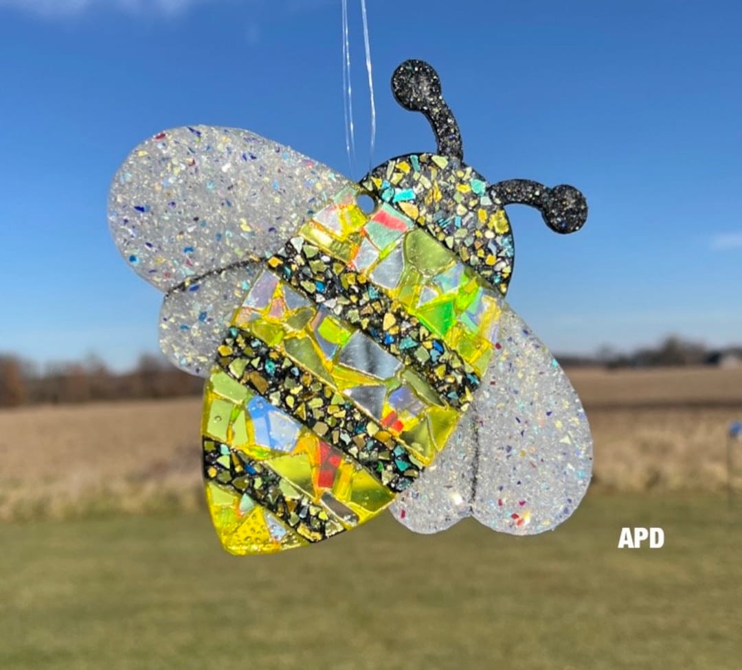 Bumblebee.. APD.. Suncatcher.. Honey Bee.. Garden Decoration.. Yard Art ...