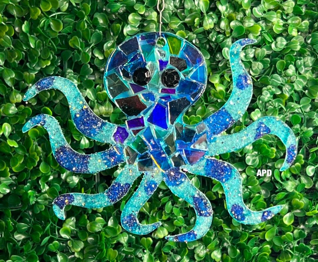 Octopus Suncatcher.. APD.. Suncatchers.. Whirlygig.. Windspinner.. Gift ...