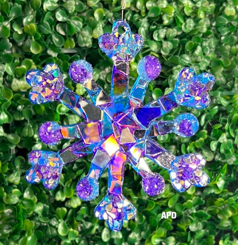 Snowflake Suncatcher.. APD.. Suncatchers.. Seasonal Item.. Whirlygig ...