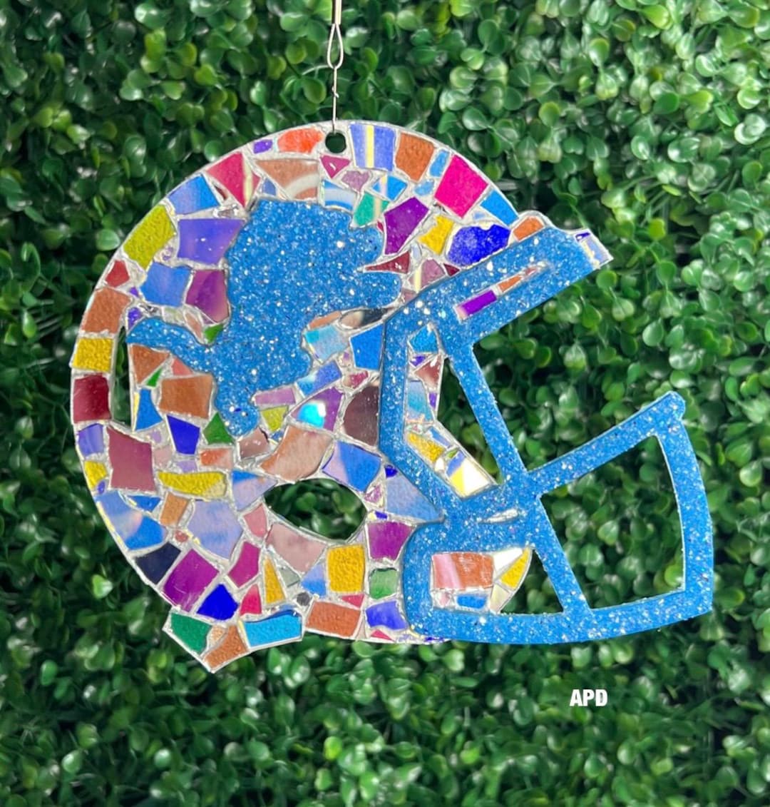 Detroit Lions Helmet.. APD.. Suncatcher.. Garden Decor.. Suncatchers ...