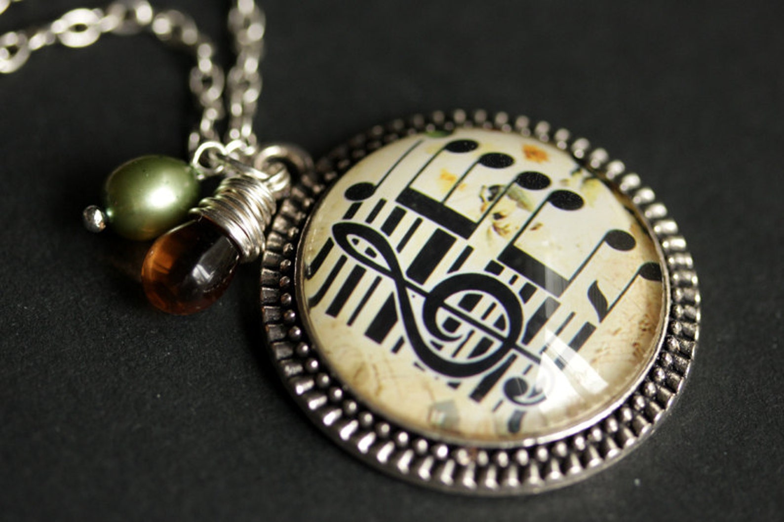 Music Necklace. Musical Notes Pendant. Piano Necklace With - Etsy