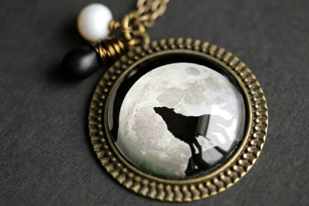 Howling Wolf Necklace. Wolf and Moon Pendant With Frosted Black ...