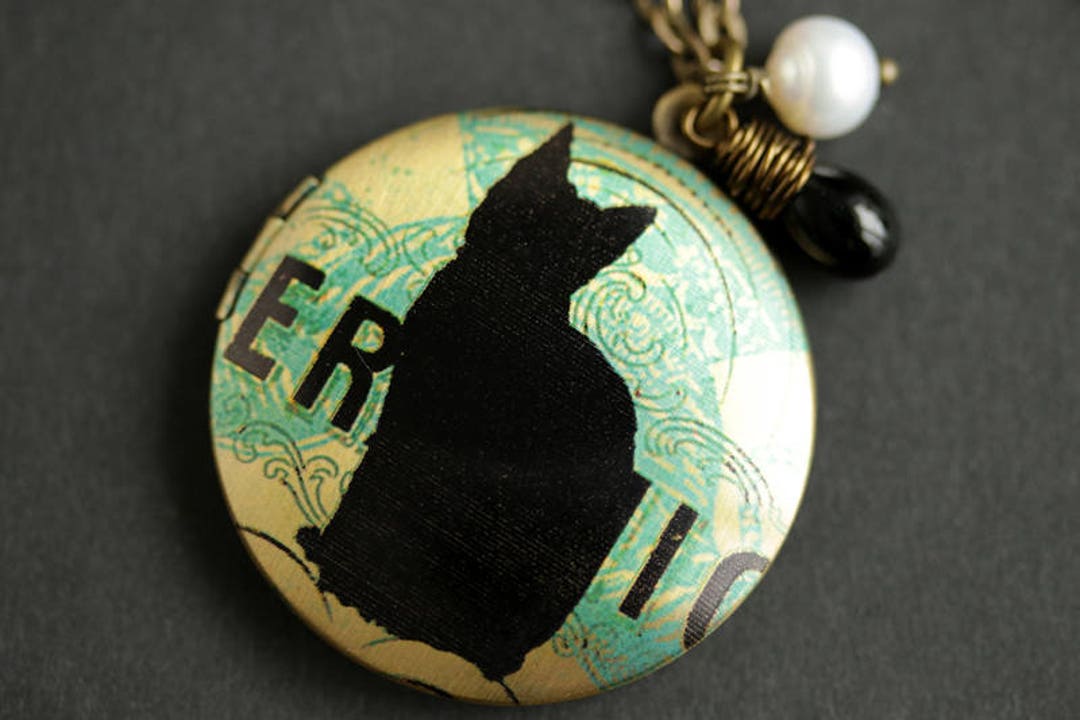 Vintage Cat Locket Necklace. Black Cat Necklace With Black Teardrop and ...