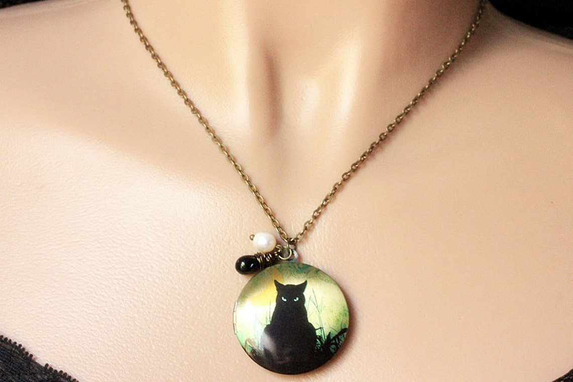 Cat Locket Necklace. Black Cat Necklace With Black Teardrop | Etsy