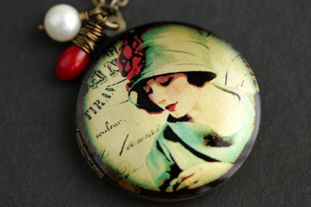 1920s Woman Locket Necklace. Vintage Lady Necklace With Red Coral ...