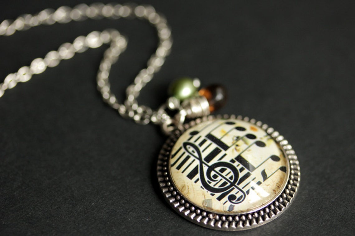 Music Necklace. Musical Notes Pendant. Piano Necklace With - Etsy