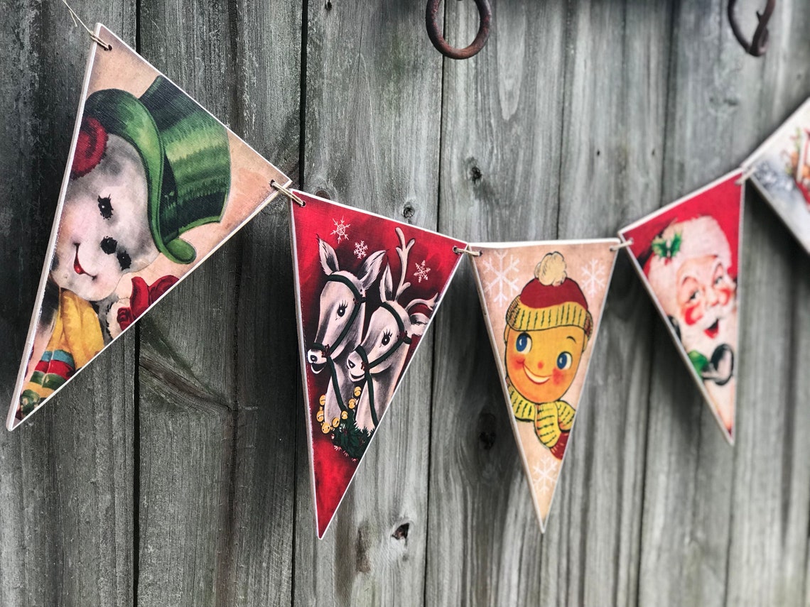Wood Banner / Vintage Christmas Images / Each Pennant Measures | Etsy