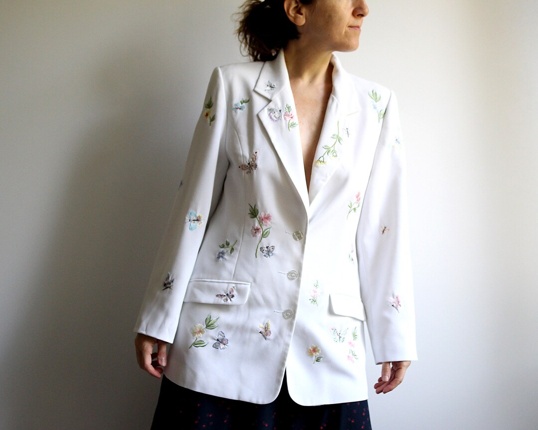 Vintage White Floral Butterfly Embroidered 2000 Era Women's Jacket ...
