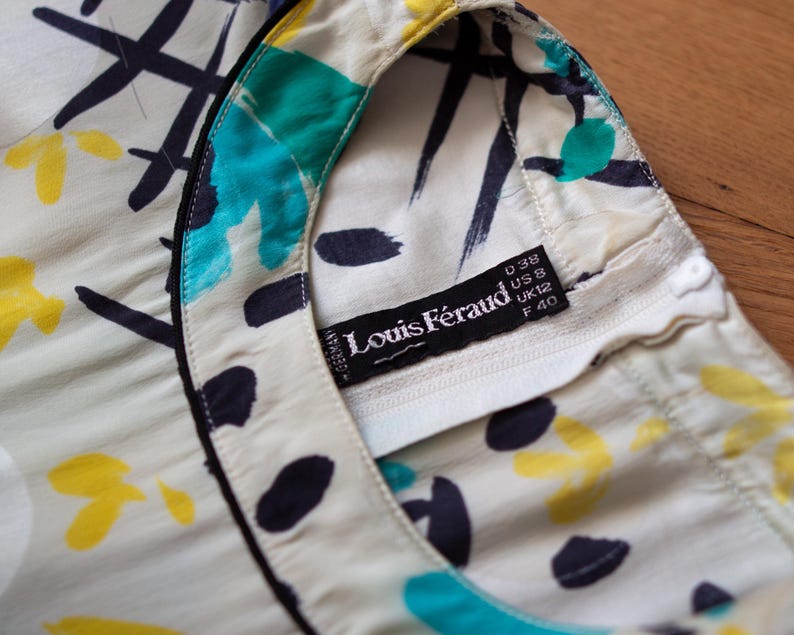 Vintage LOUIS FERAUD White Silk Floral and Abstract Pattern Short ...