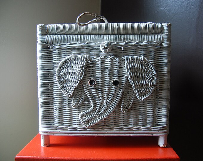 ELEPHANT FRIEND WICKER Basket Toy Basket Storage Basket - Etsy