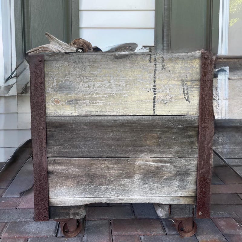 HomeOnTheHill - Etsy