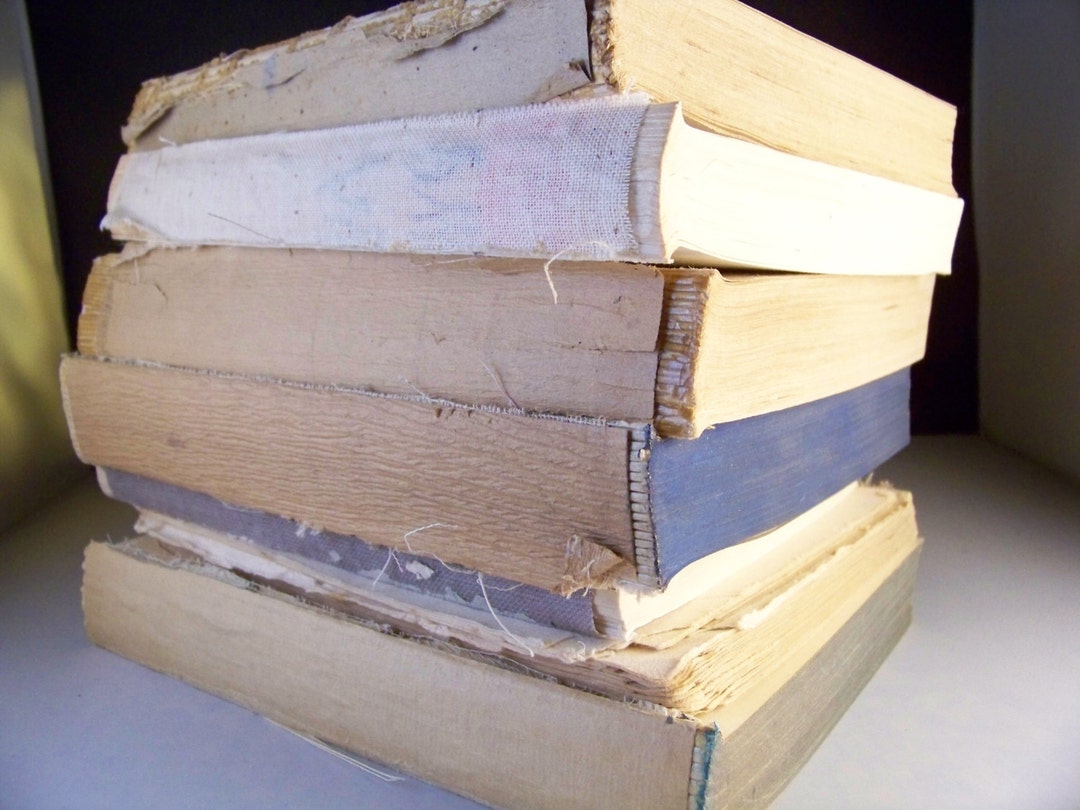 Vintage Book Pages 5 Lbs Old Book Paper Worn Salvaged Book Stacks in ...