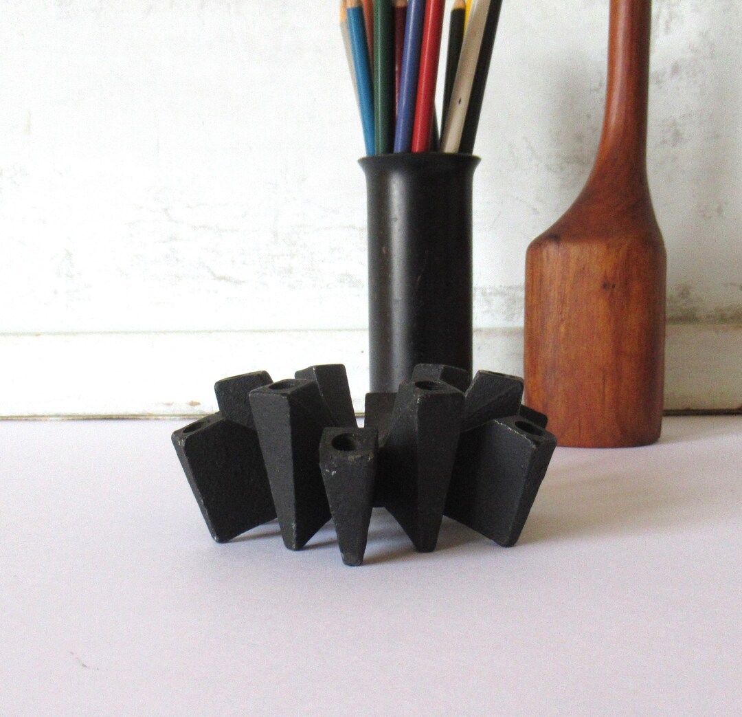 MCM Cast Iron Candle Holder, Japanese Minimalist Decor - Etsy