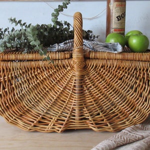 Large Willow Picnic Basket, Rustic, Farmhouse Vintage Basket, Rustic ...