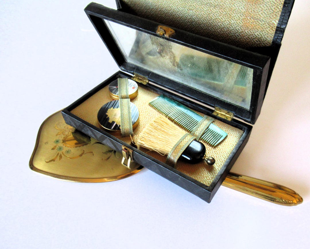 Art Deco Vanity Case With Powder Compact and Rouge Tin, With Comb ...