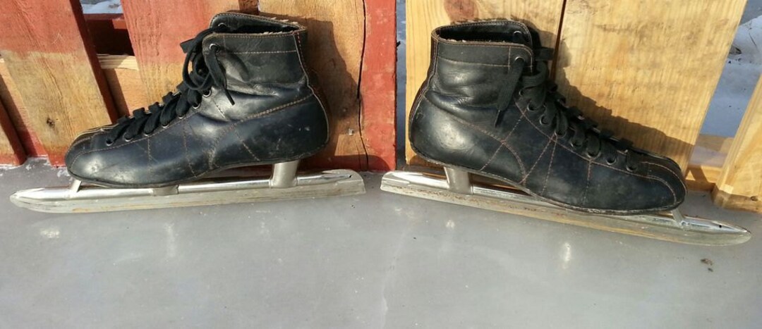 Planert 1950's Vintage / Antique Ice Skates Advertised as Racing Hockey ...
