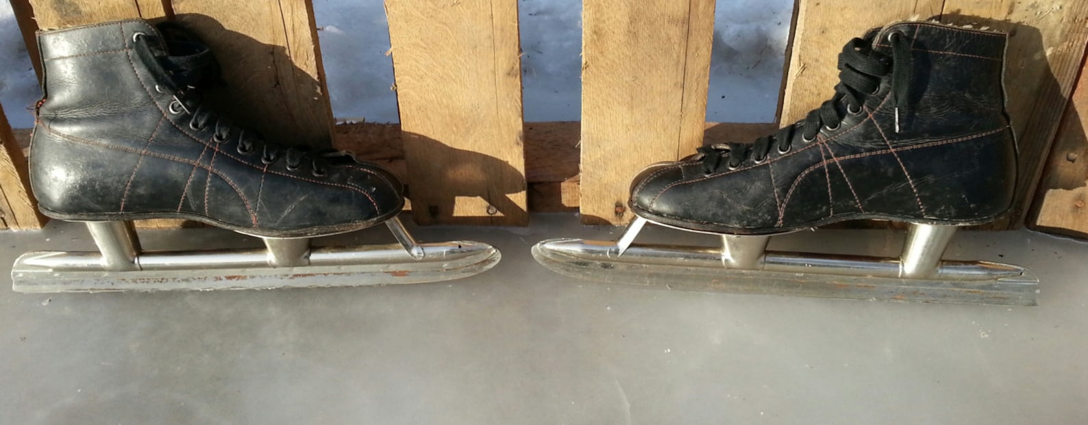 Planert 1950's Vintage / Antique Ice Skates Advertised as Racing Hockey ...
