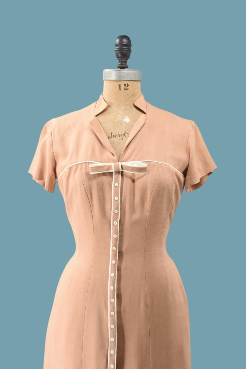 1950s Hip Drip Linen Wiggle Dress - Etsy