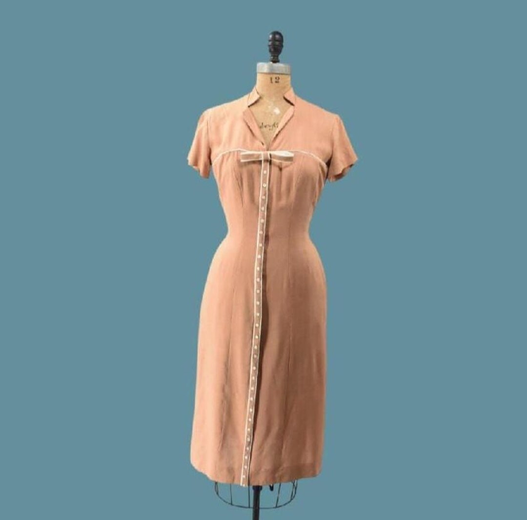 1950s Hip Drip Linen Wiggle Dress - Etsy