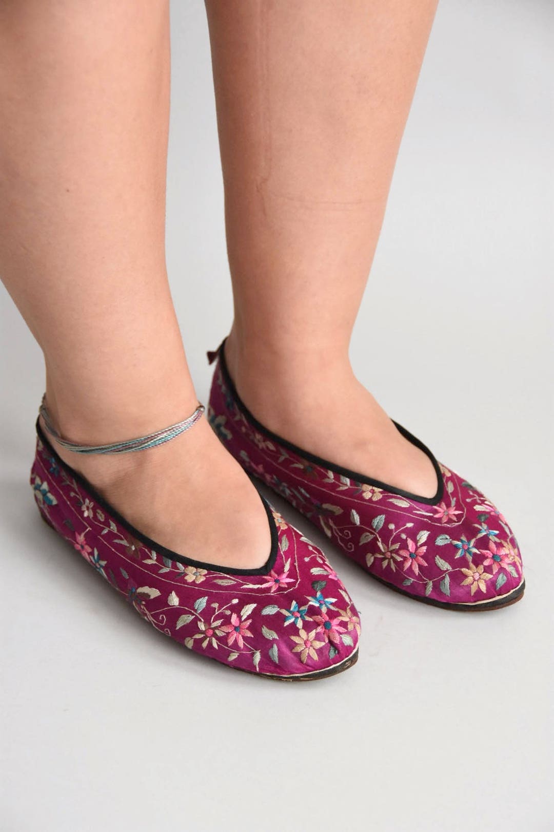 30s/ 40s Sweet Steps House Shoes/ Vintage Embroidered Slipper ...