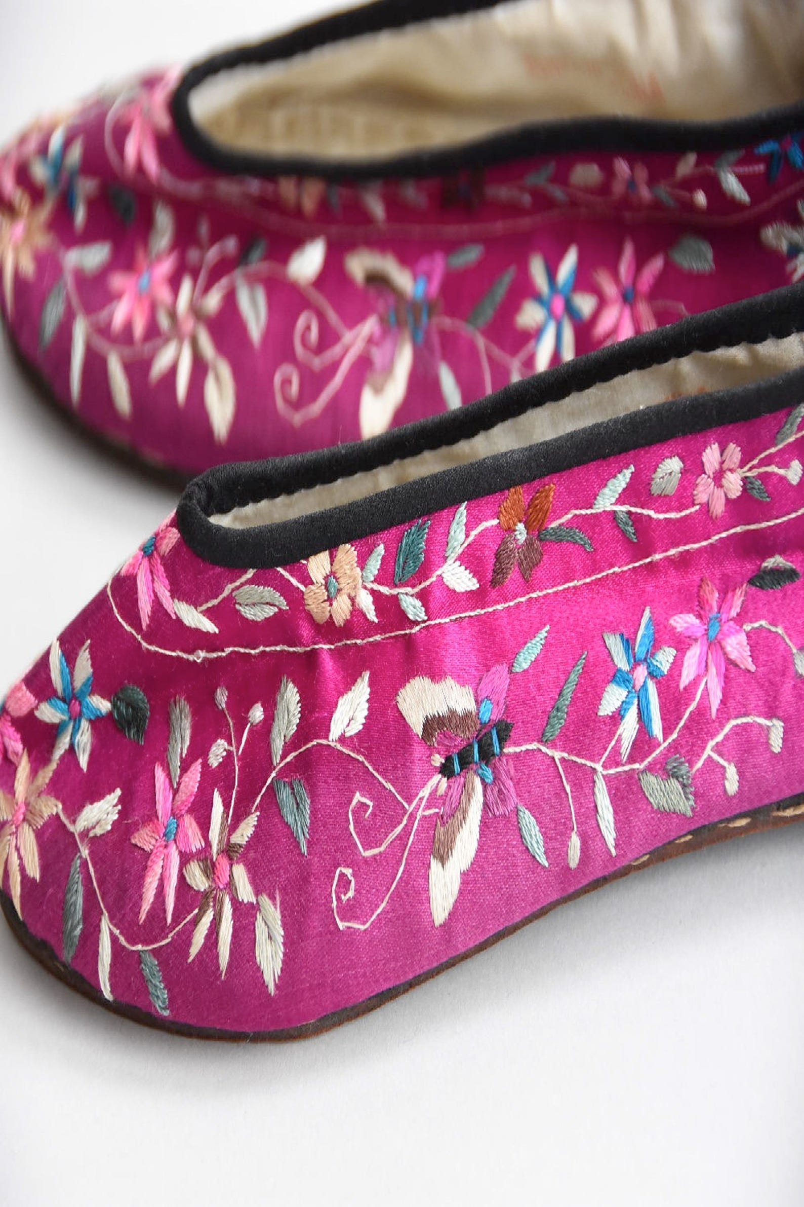 30s/ 40s Sweet Steps House Shoes/ Vintage Embroidered Slipper - Etsy