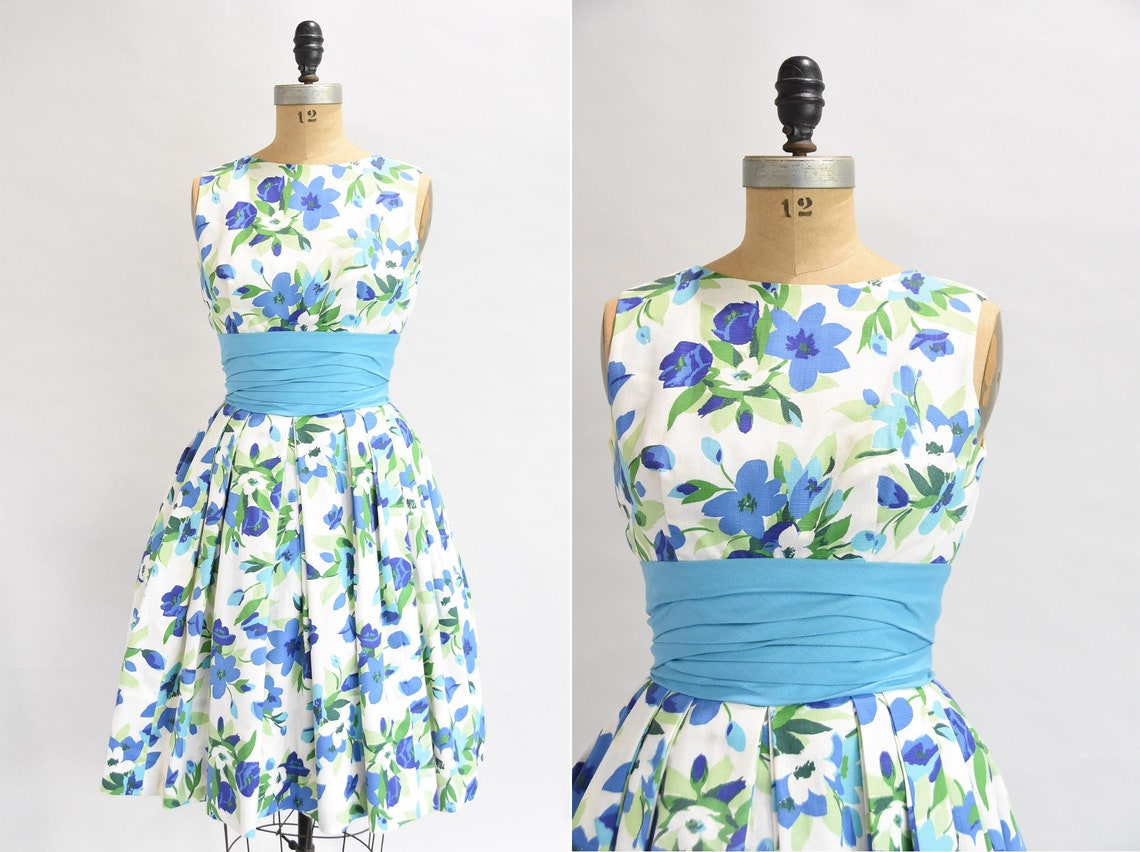 1950s Flowers of Fields Dress - Etsy