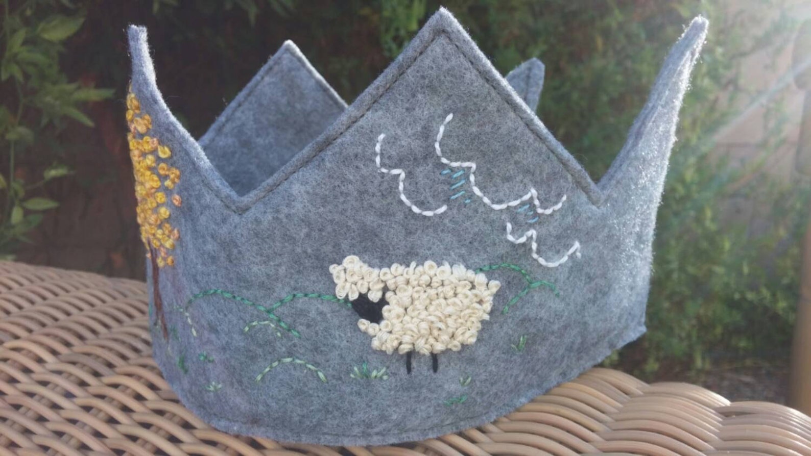 Hand Embroidered Personalized Felt Birthday Crown - Etsy