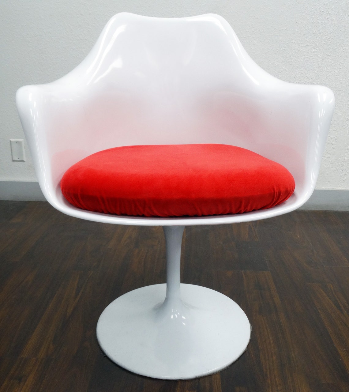 Slip-on Cushion Cover for Saarinen Tulip Arm Chair (red) - Etsy