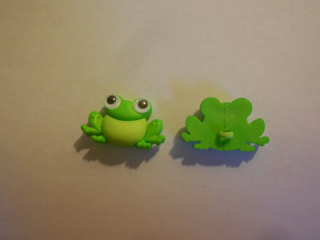 Novelty Button - GOOGLY EYED FROG 1 1/4" - Etsy