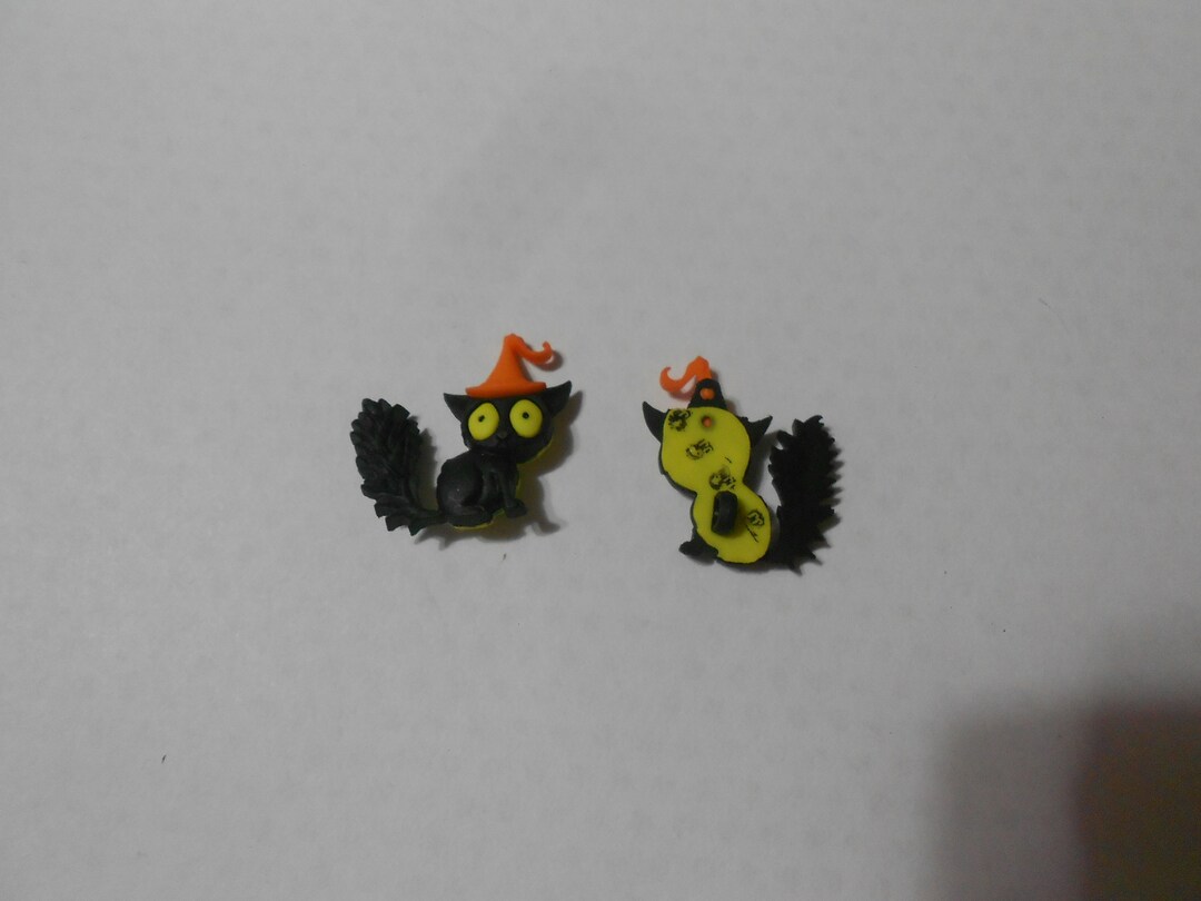 Novelty Button - CREEPED OUT CAT - Orange Witch Hat 1 1/16" - Etsy