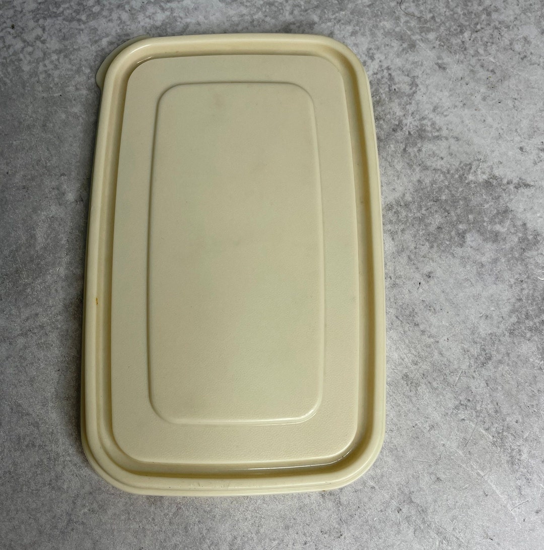 Vintage Rubbermaid Plastic Replacement Lid Servin Saver Almond #5 ...