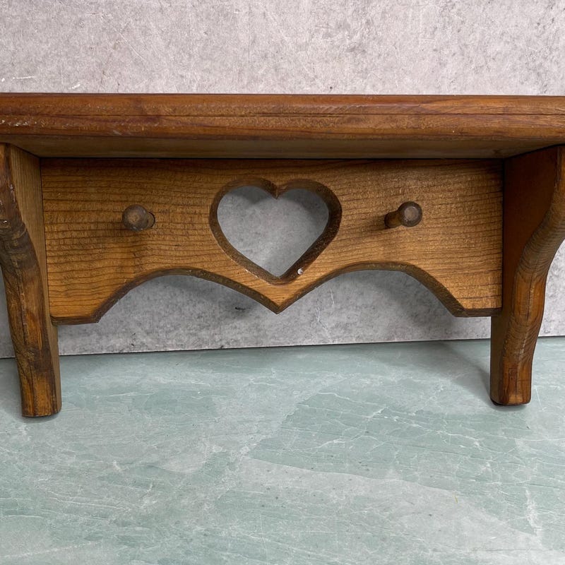 Wood Heart Shelf - Etsy