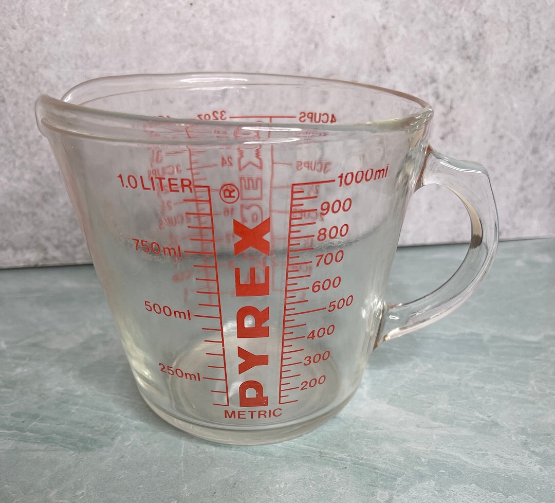 Vintage Pyrex 532 Glass Measuring Cup Red Letters D Handle 32 Oz Liq 1 ...