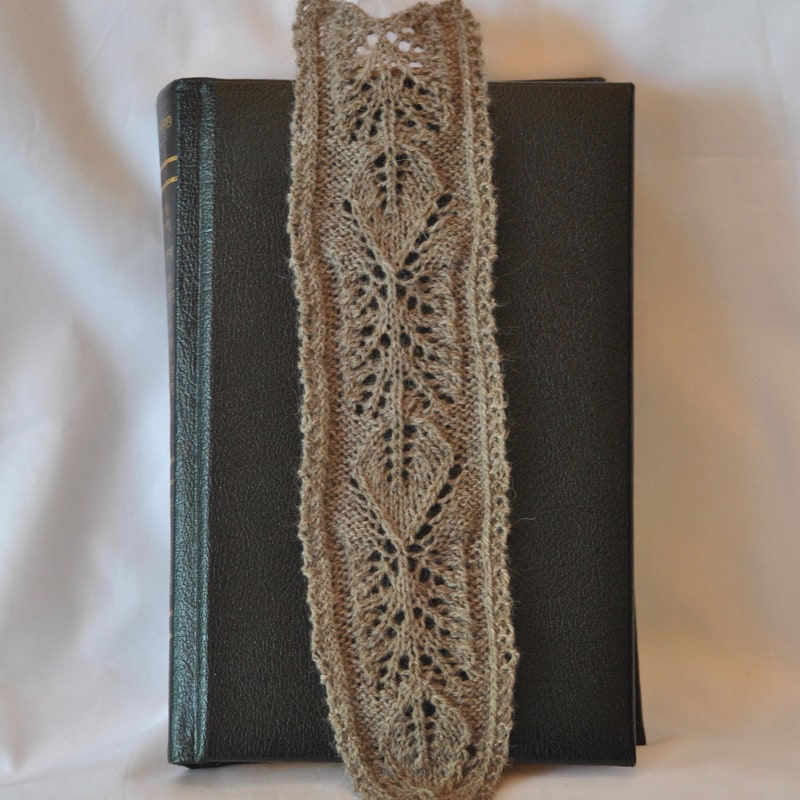 Knitted Bookmark - Etsy