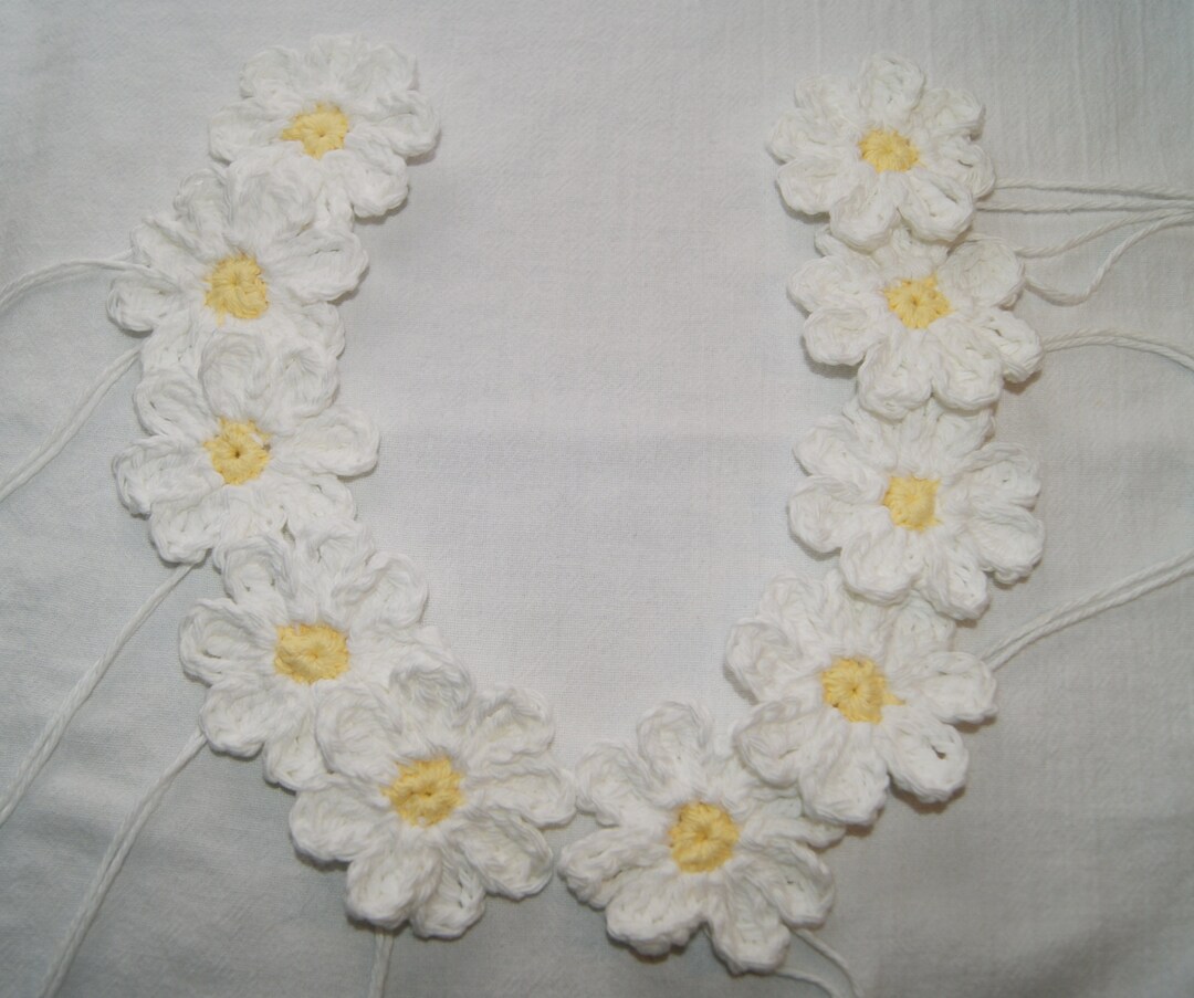Crocheted Daisy Appliques, DIY Project Embellishment, White Flower Yellow Center - Etsy