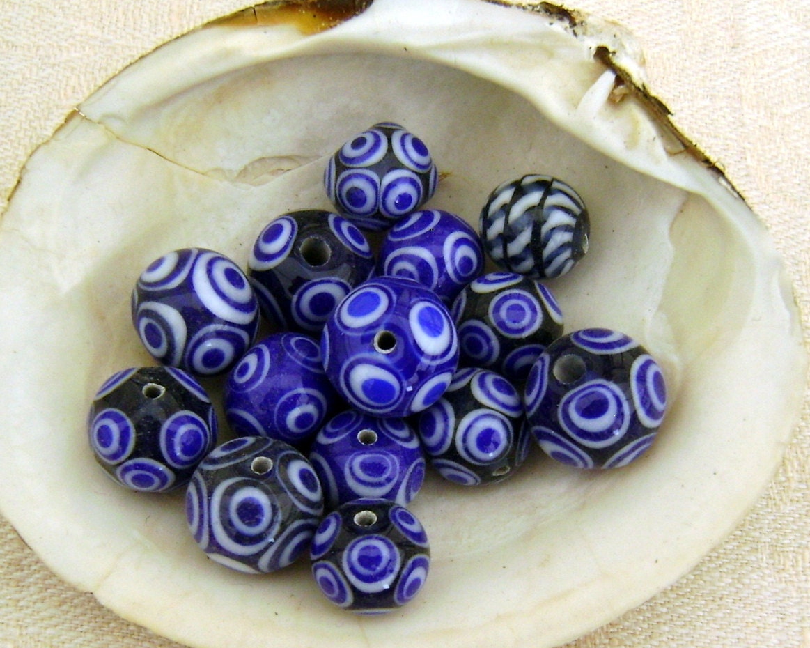 Bead Pattern 4: Blue & White Eye Bead reproduction - Etsy