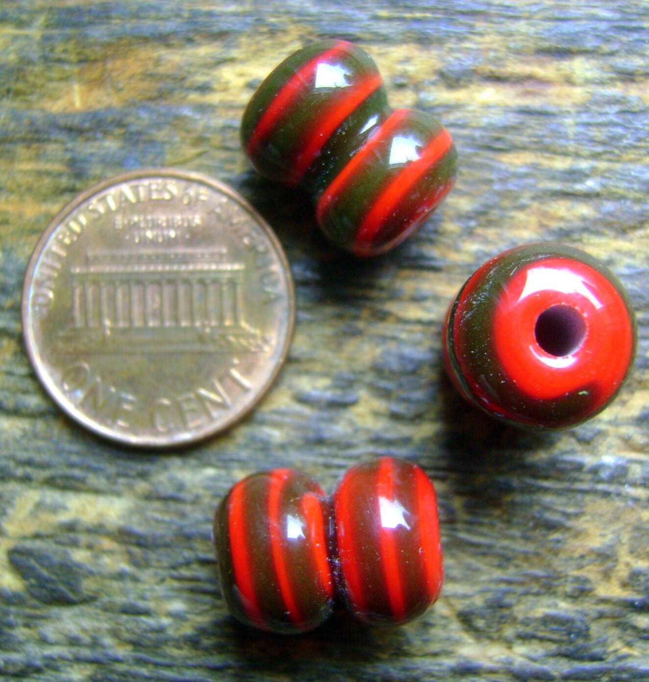 Bead Pattern 69: Red & Green Segment Bead (reproduction) - Etsy