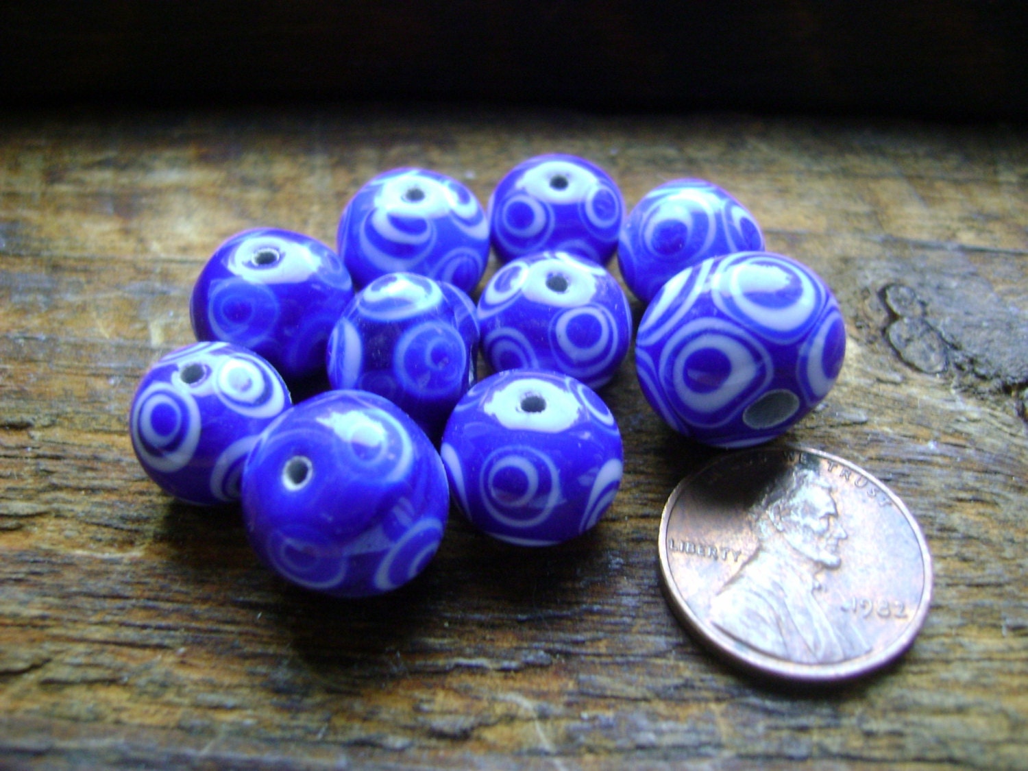 Bead Pattern 4: Blue & White Eye Bead (reproduction) - Etsy