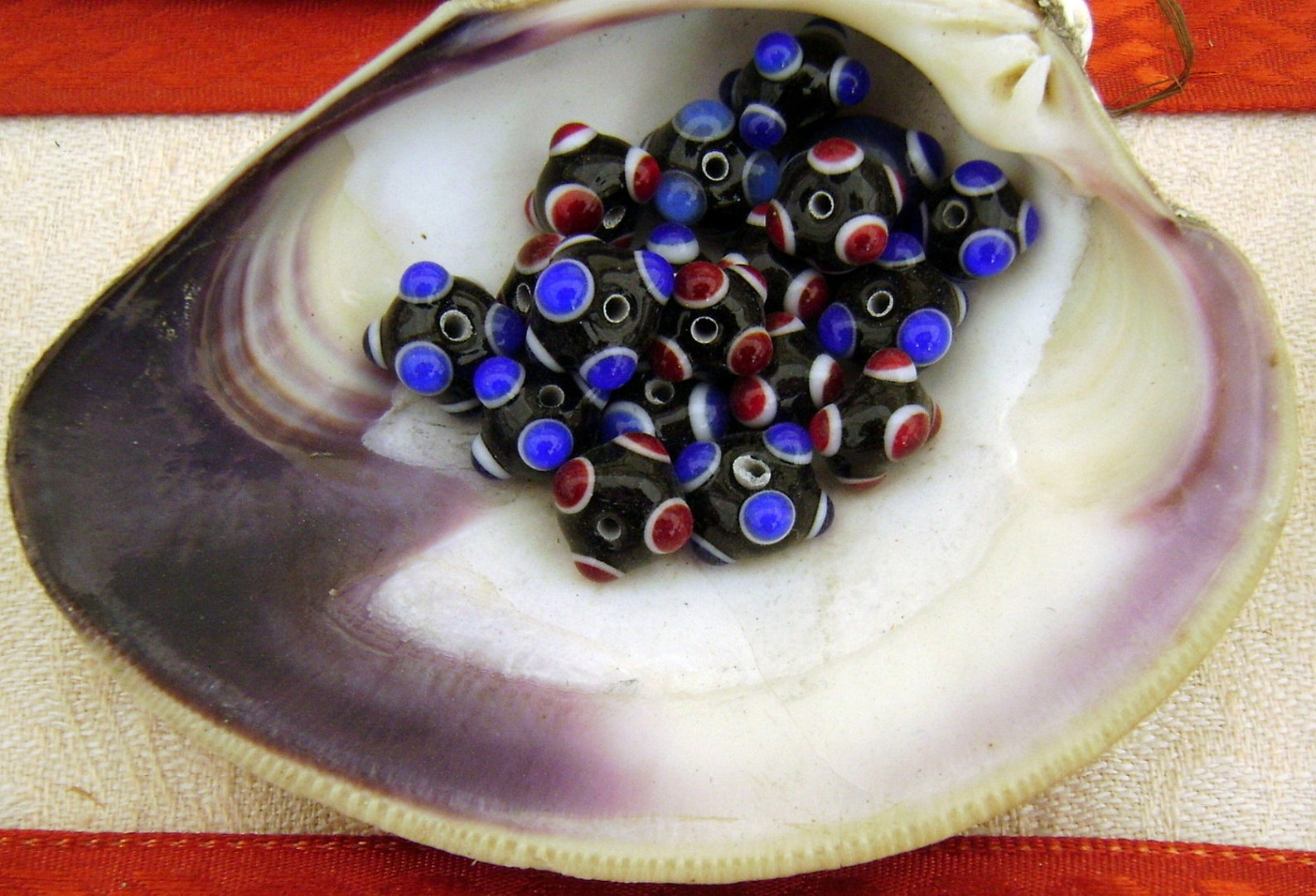 Bead Pattern 16: Simple Stack Eye Bead reproduction - Etsy