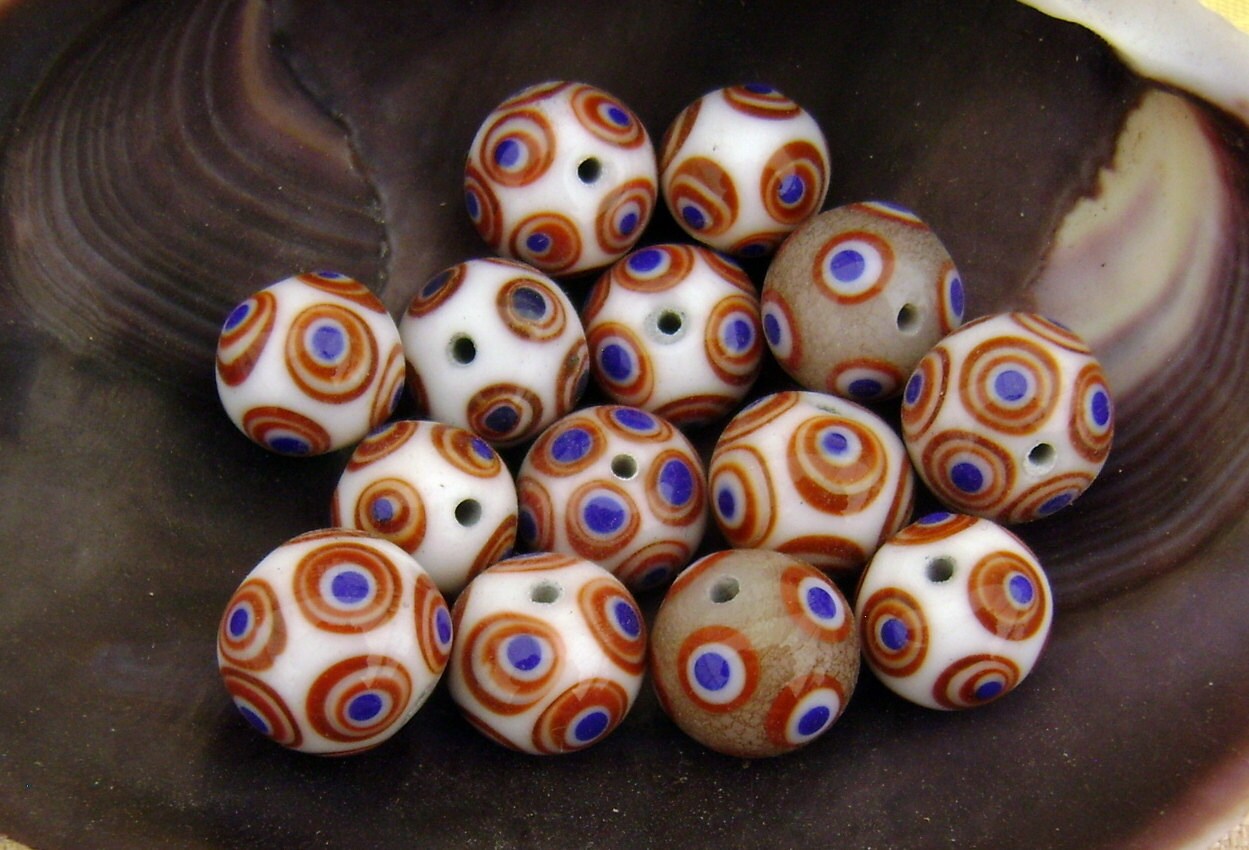 Bead Pattern 35: Norse White & Brown Dotted Bead (reproduction) - Etsy