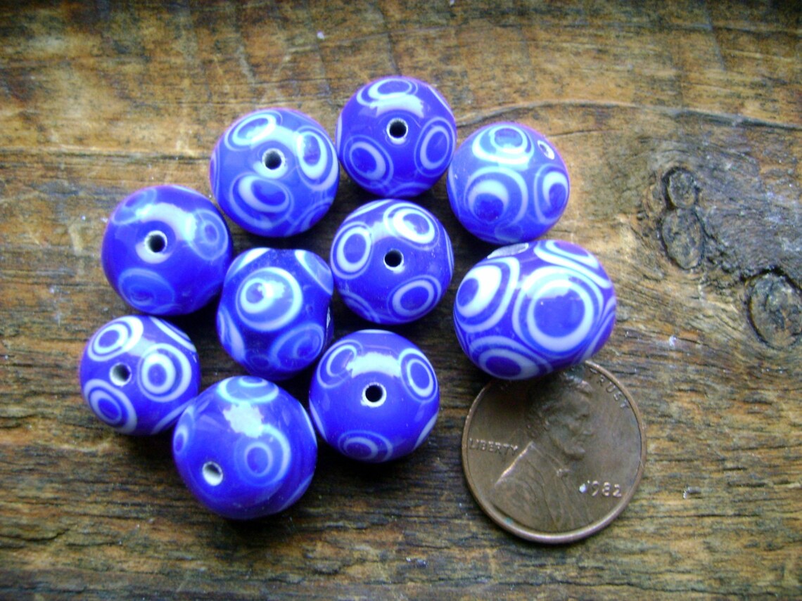 Bead Pattern 4: Blue & White Eye Bead reproduction - Etsy