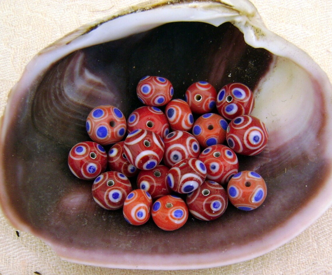 Bead Pattern 3: Red & Blue Eye Bead (reproduction) - Etsy