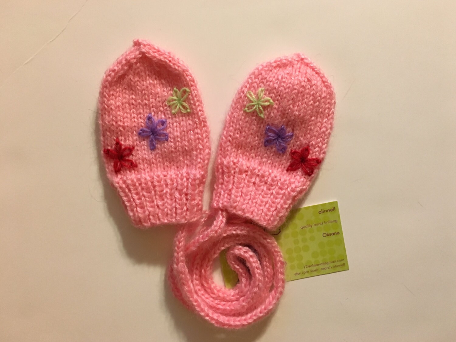 Baby girl hand knit mittens No Thumb with string size 6-12 | Etsy