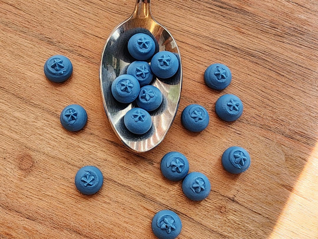 Made to Order | 1 Dozen Half Inch Royal Icing Blueberries | Fondant ...