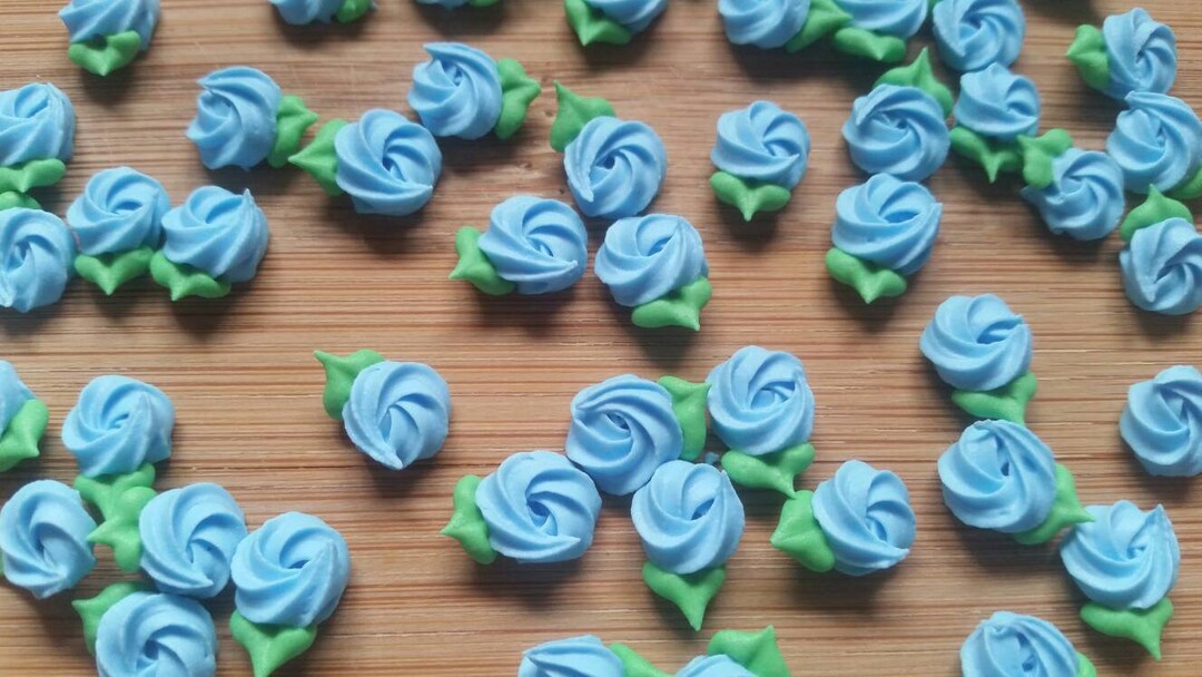 Made to Order | 24 Light Blue Mini Royal Icing Rosettes | Icing Roses 1 ...